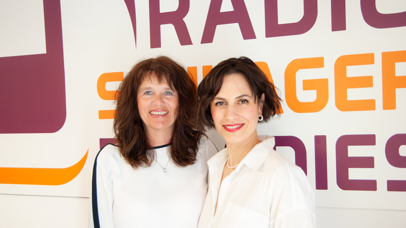 Radio Schlagerparadies - Das gefilmte Interview mit MARIA LEVIN – RADIO ...